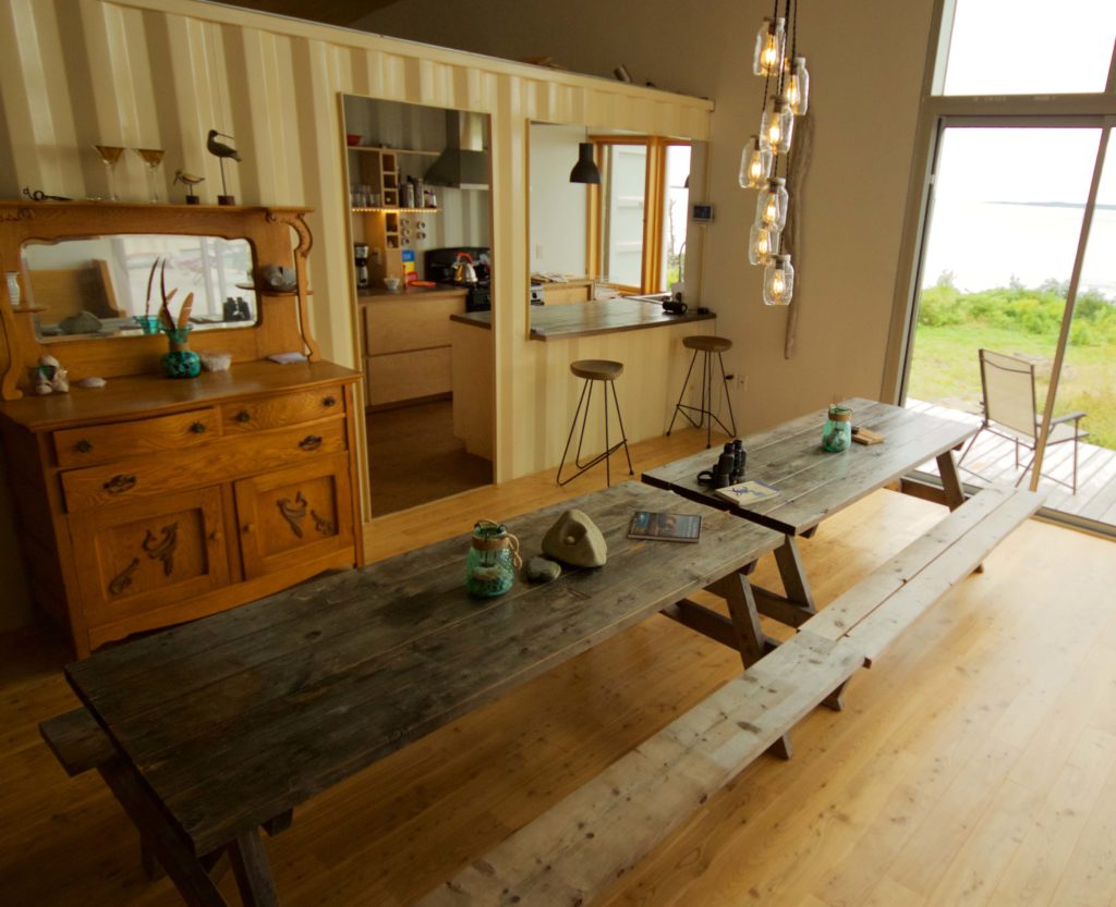 Maison Mira Bay – PIVOT